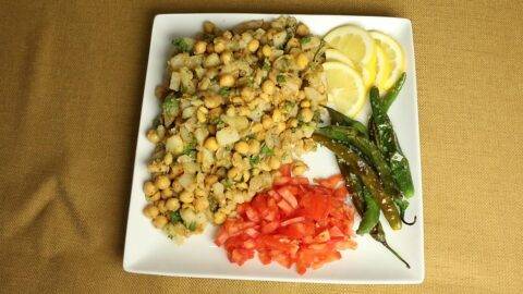 Aloo Chana Chaat Recipe | How to Make Aloo Chana Chaat