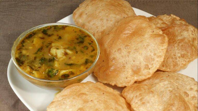 Aloo Puri Recipe | Potatoes with Fried Puffed Bread | How to make Puri Aloo