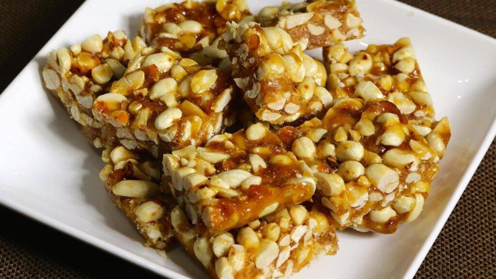 Peanut Chikki Recipe | Crunchy Nut Brittle | Easy Homemade